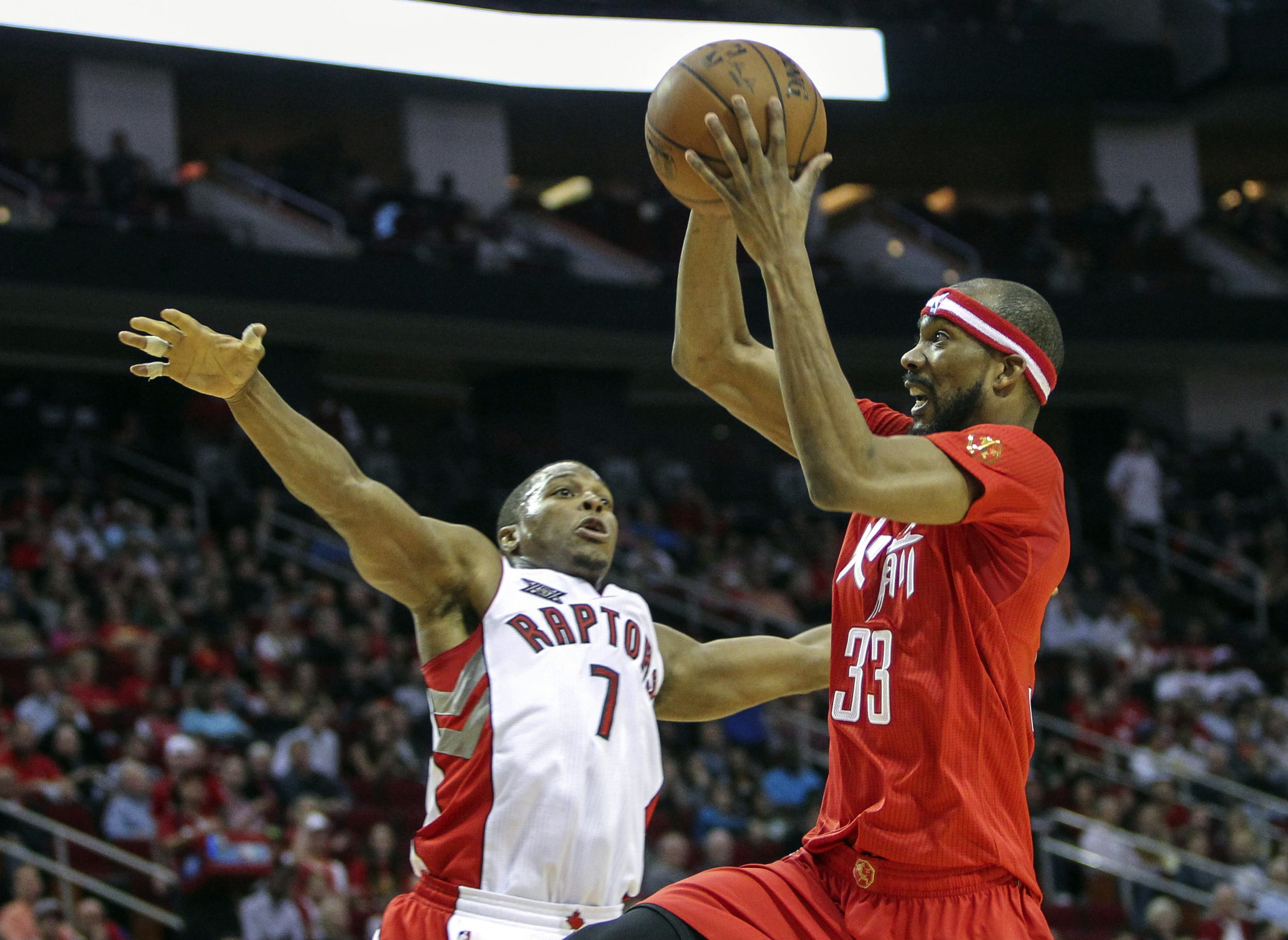 Corey Brewer Sparks Houston Rockets 110-105 Victory Over Los Angeles ...