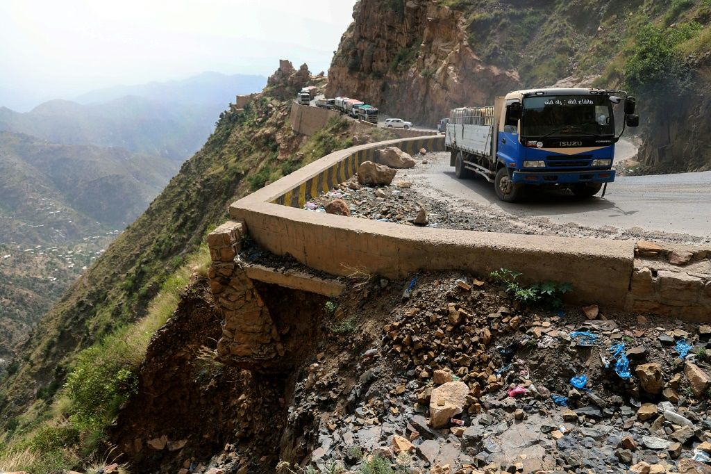 Yemen's Terrifying Road To Taez On Brink Of Collapse