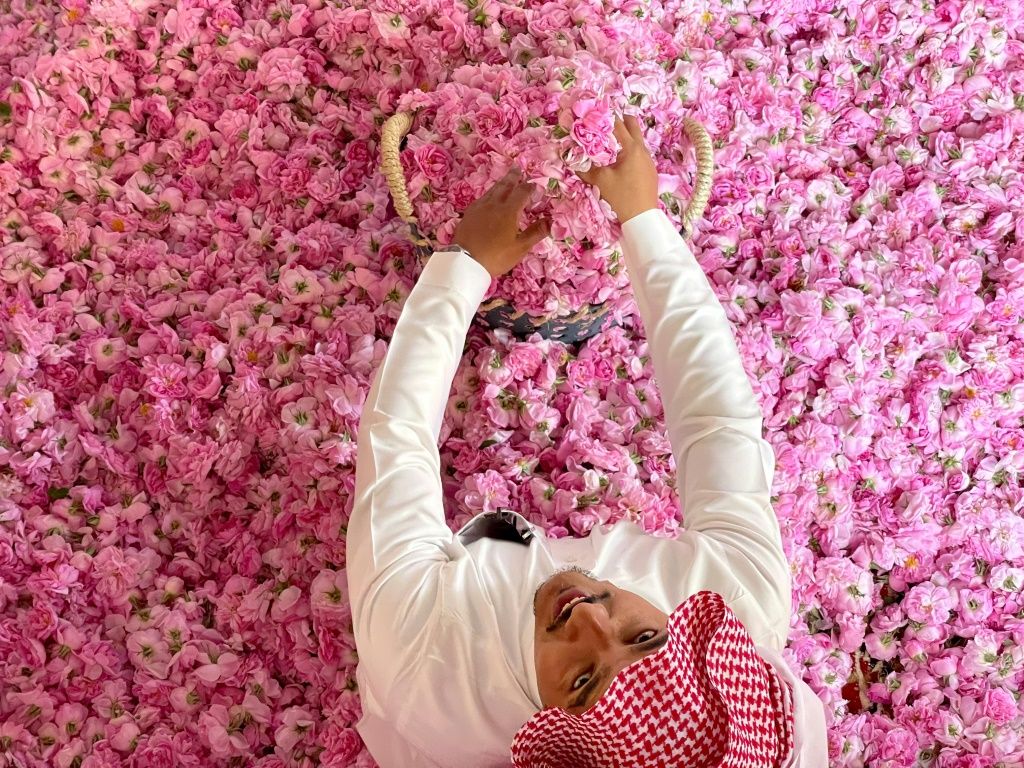Saudi Arabia's City Of Roses Blooms In Ramadan