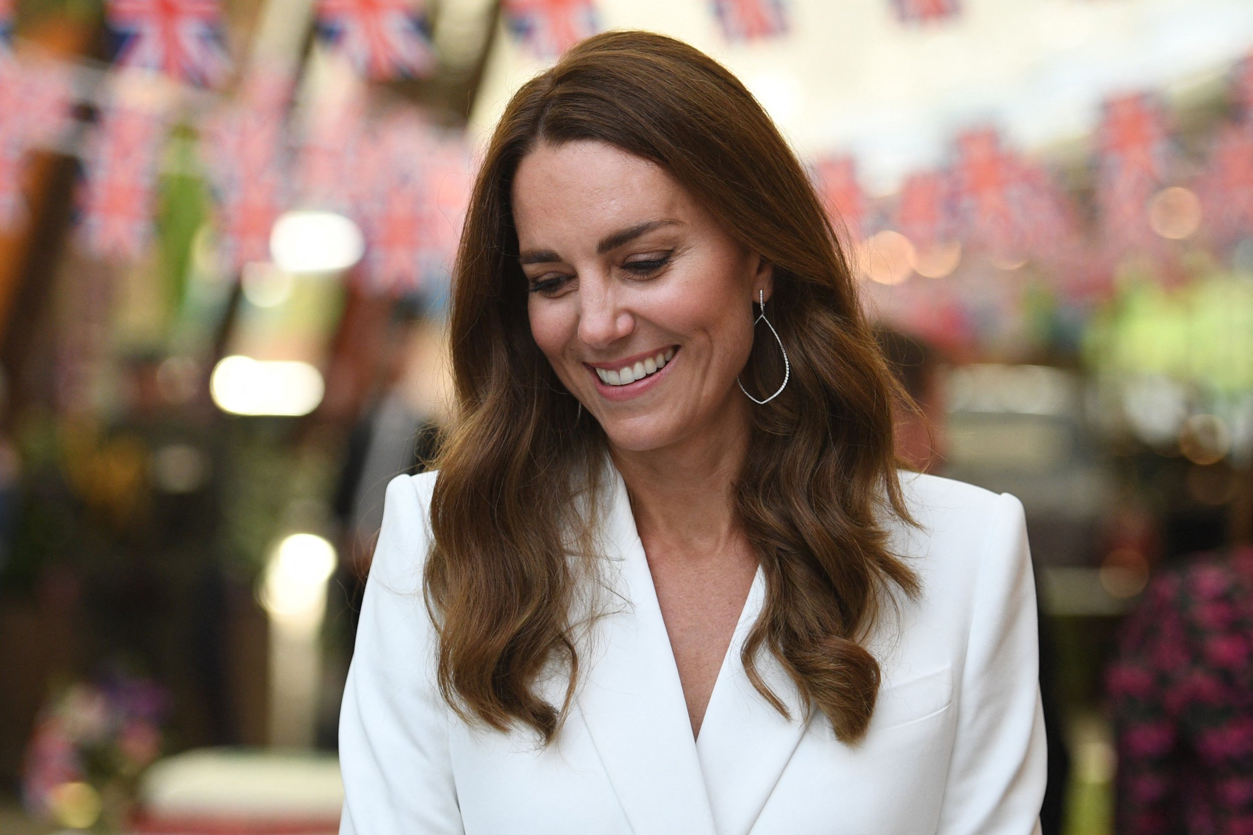 Kate Middleton Beats Meghan Markle, Prince Harry For Most Popular Royal ...