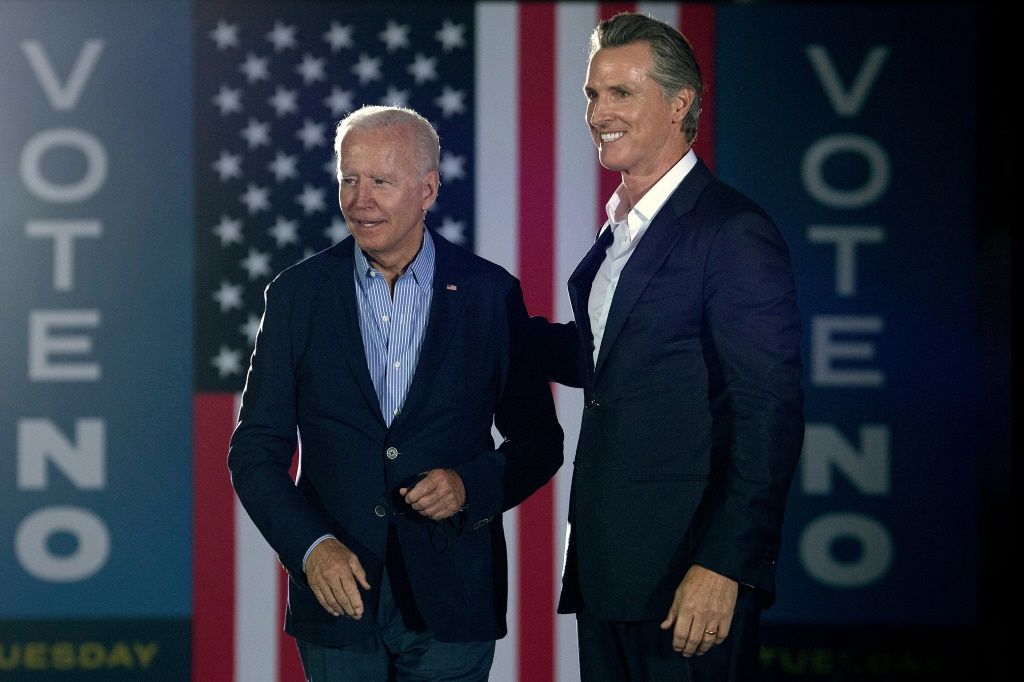 Newsom Expected To Survive Recall Election