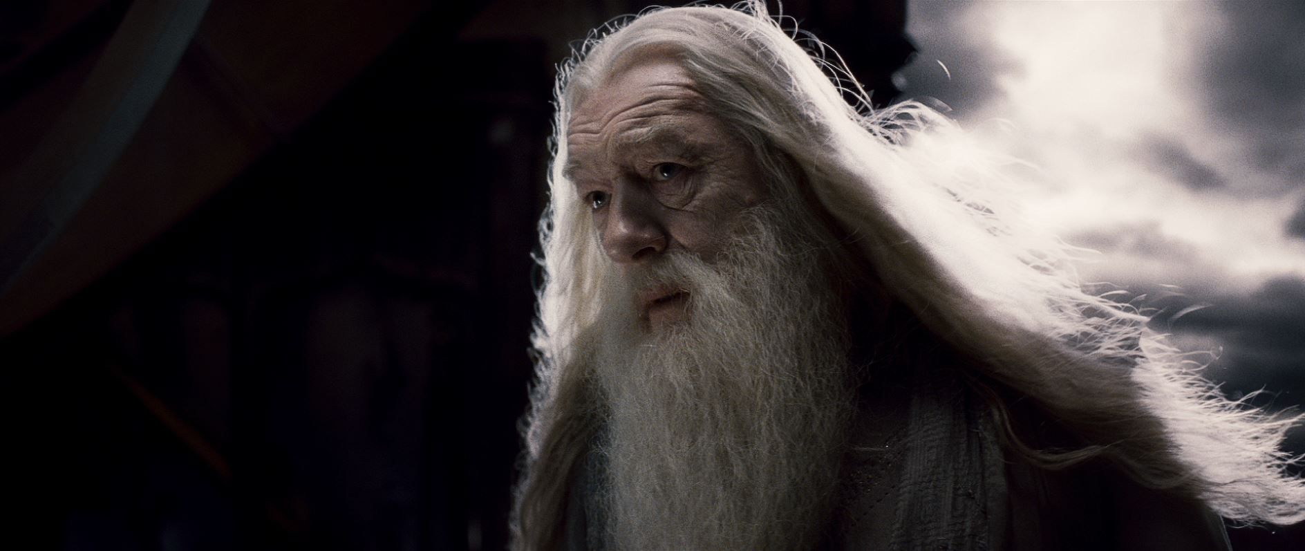 'Fantastic Beasts: The Secrets of Dumbledore' Second Trailer Gets ...