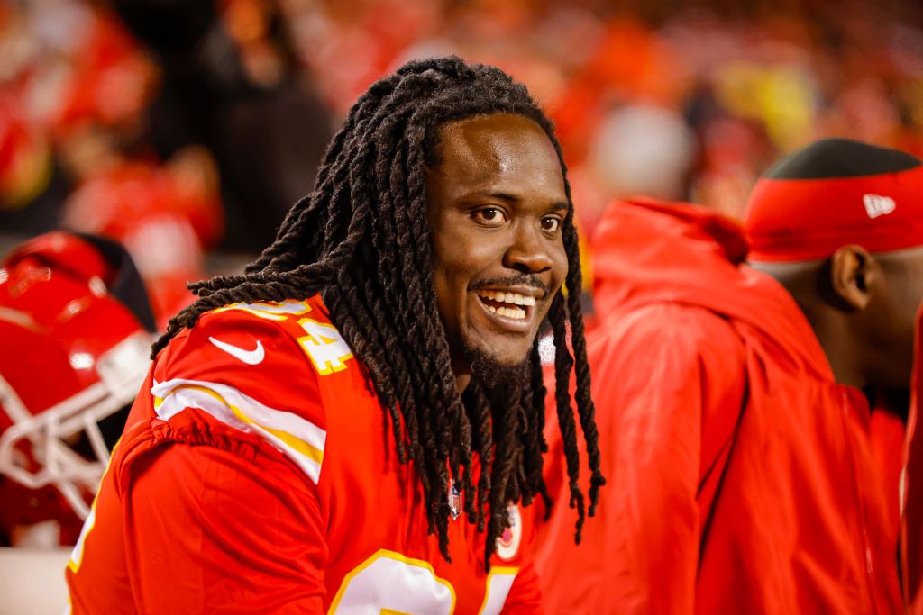 Dolphins Shore Up Defensive Line By Signing Melvin Ingram