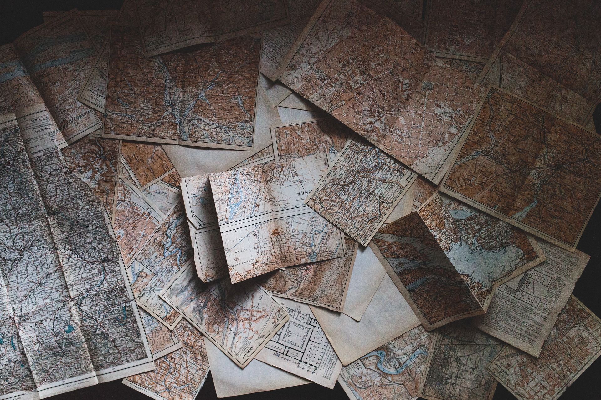 Russian Commanders Use Maps From 1960s In Invading Ukraine