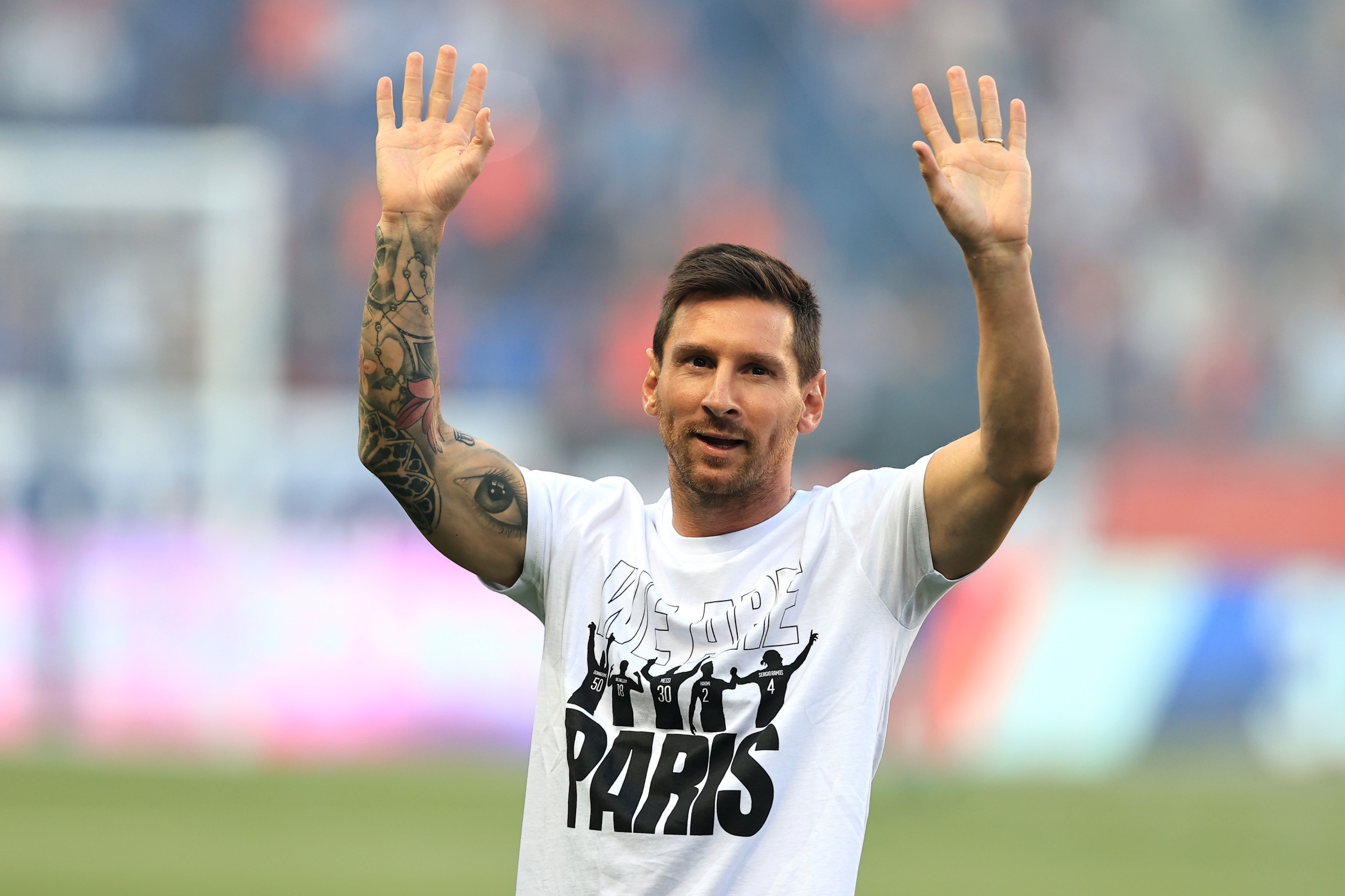 VIDEO Lionel Messi Steals Spotlight At 2026 Miami Grand Prix With VIDEO Lionel Messi Steals Spotlight At 2026 Miami Grand Prix With